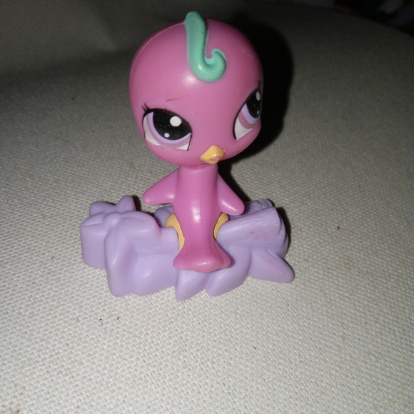 Littliest pet shop | Toys | Lps Pink Dolphin White Circle Eyes Figurine ...